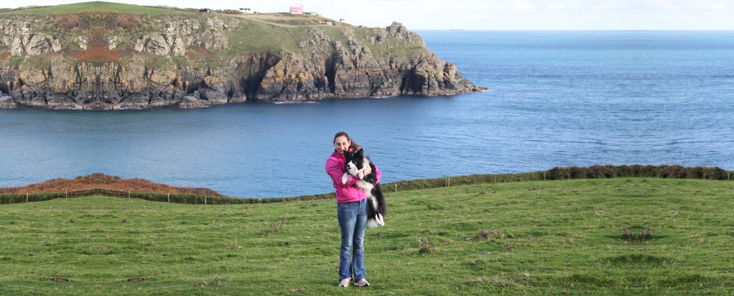 Alison Roets and her Freyasway Border Collie puppies in Reading